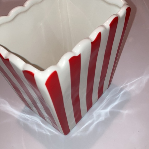 Rae Dunn | Kitchen | Rae Dunn Ceramic Popcorn Red Striped Bucket Bowl ...